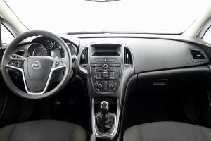 Zils Opel Astra 2011 Tallina, ar dzinēja tilpumu 1.40 L un nobraukumu 229 tūkst. km par 799 €, foto 6 vietnē AUTOMOTO.COM.LV