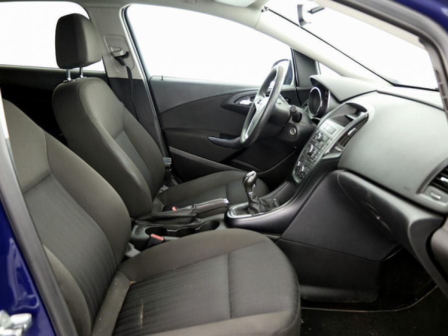 Zils Opel Astra 2011 Tallina, ar dzinēja tilpumu 1.40 L un nobraukumu 229 tūkst. km par 799 €, foto 7 vietnē AUTOMOTO.COM.LV