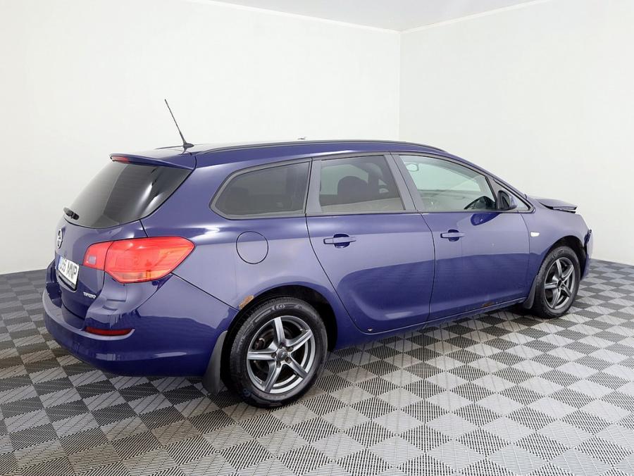 Zils Opel Astra 2011 Tallina, ar dzinēja tilpumu 1.40 L un nobraukumu 229 tūkst. km par 799 €, foto 11 vietnē AUTOMOTO.COM.LV