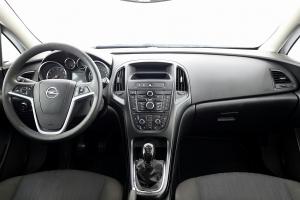 Zils Opel Astra 2011 Tallina, ar dzinēja tilpumu 1.40 L un nobraukumu 229 tūkst. km par 799 €, foto 13 vietnē AUTOMOTO.COM.LV