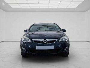 Blue Opel Astra 2011 in Kaunas, with an engine capacity of 1.70 L and mileage of 269 thousand km for 3990 €, photo 3 on AUTOMOTO.COM.LV