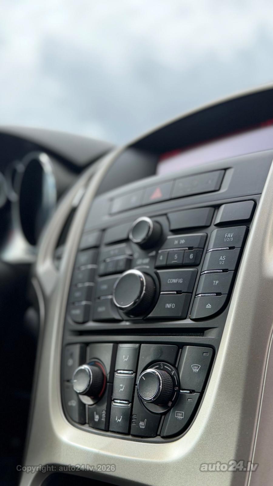 Zils Opel Astra 2011 Tallina, ar dzinēja tilpumu 1.40 L un nobraukumu 220 tūkst. km par 2699 €, foto 14 vietnē AUTOMOTO.COM.LV