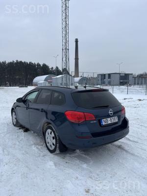 Zils Opel Astra 2012 Valmiera, ar dzinēja tilpumu 1.60 L un nobraukumu 246 tūkst. km par 3300 €, foto 7 vietnē AUTOMOTO.COM.LV