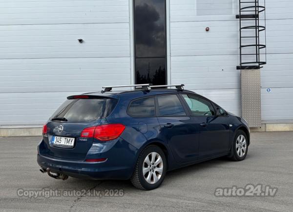 Zils Opel Astra 2012 Tartu, ar dzinēja tilpumu 1.40 L un nobraukumu 210 tūkst. km par 2590 €, foto 3 vietnē AUTOMOTO.COM.LV