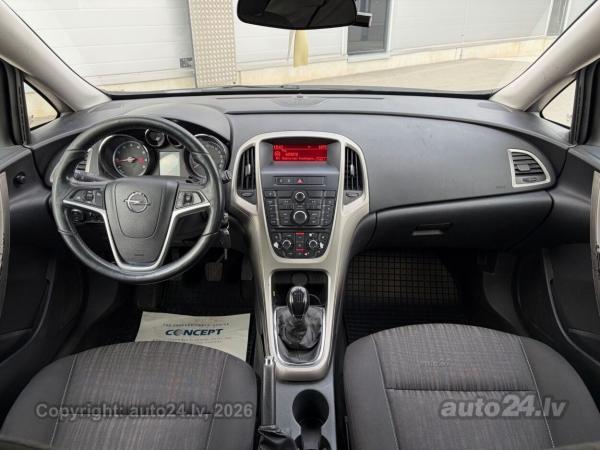 Zils Opel Astra 2012 Tartu, ar dzinēja tilpumu 1.40 L un nobraukumu 210 tūkst. km par 2590 €, foto 6 vietnē AUTOMOTO.COM.LV