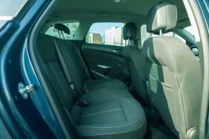 Zils Opel Astra 2012 Liepāja, ar dzinēja tilpumu 1.40 L un nobraukumu 293 tūkst. km par 4400 €, foto 14 vietnē AUTOMOTO.COM.LV