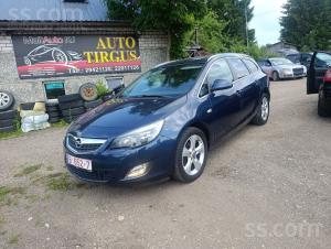 Blue Opel Astra 2012 in Rezekne, with an engine capacity of 1.70 L and mileage of 217 thousand km for 3950 €, photo  on AUTOMOTO.COM.LV