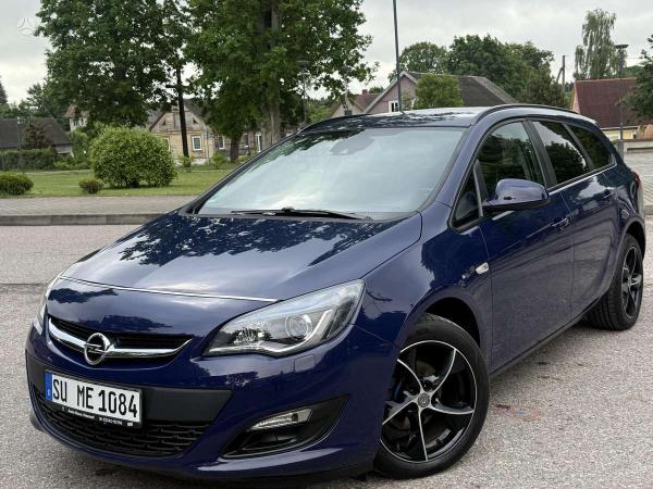Blue Opel Astra 2012 in Raseiniai, with an engine capacity of 1.40 L and mileage of 276 thousand km for 2880 €, photo 9 on AUTOMOTO.COM.LV