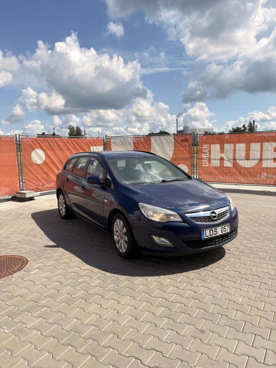 Zils Opel Astra 2012 Kauņa, ar dzinēja tilpumu 1.69 L un nobraukumu 350 tūkst. km par 2300 €, foto 1 vietnē AUTOMOTO.COM.LV