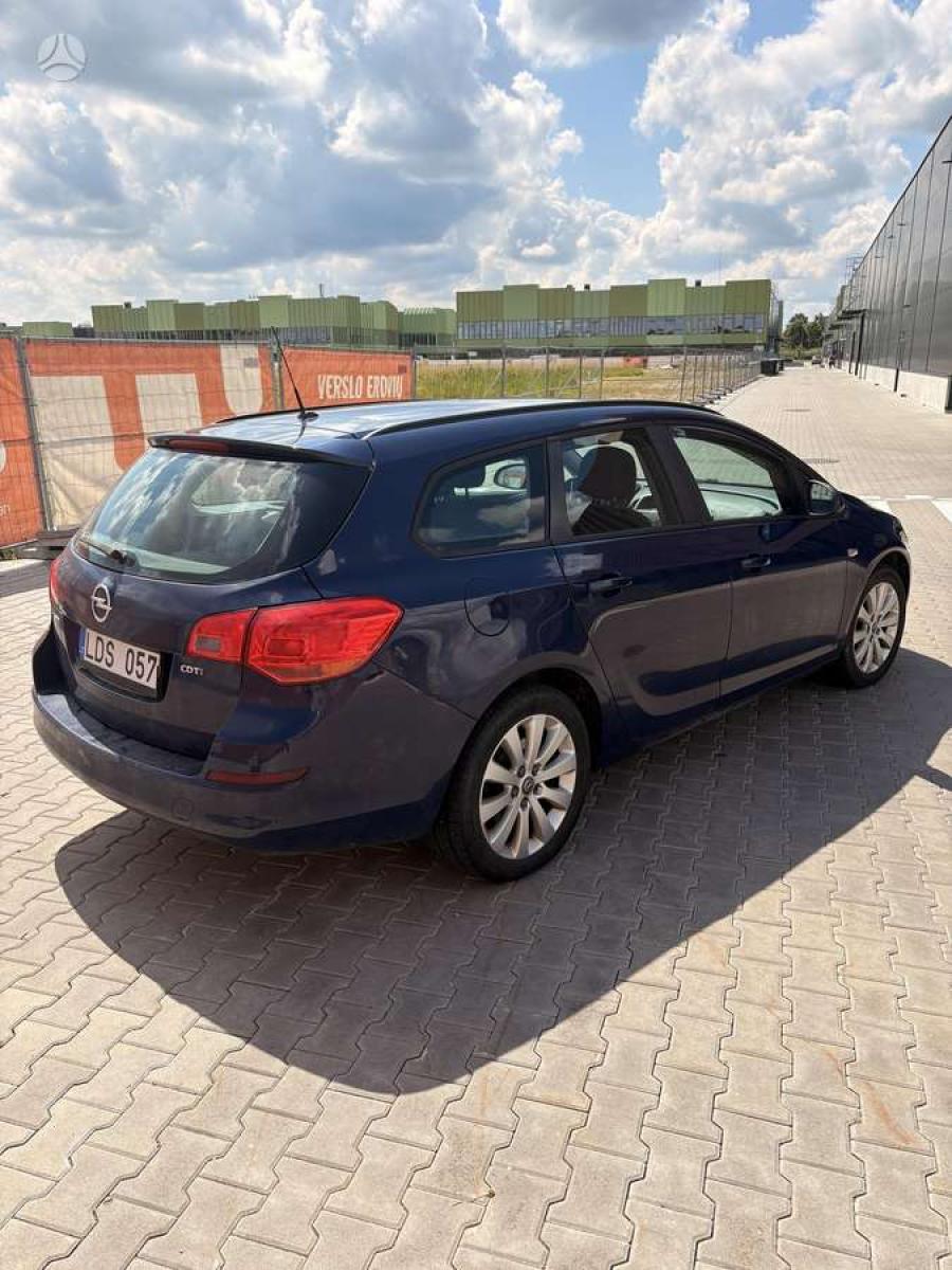 Zils Opel Astra 2012 Kauņa, ar dzinēja tilpumu 1.69 L un nobraukumu 350 tūkst. km par 2300 €, foto 5 vietnē AUTOMOTO.COM.LV