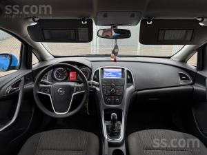 Zils Opel Astra 2013 Daugavpils, ar dzinēja tilpumu 1.30 L un nobraukumu 288 tūkst. km par 3199 €, foto 12 vietnē AUTOMOTO.COM.LV
