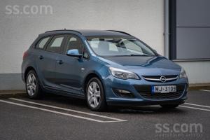 Blue Opel Astra 2013 in Riga, with an engine capacity of 2.00 L and mileage of 322 thousand km for 1650 €, photo 4 on AUTOMOTO.COM.LV