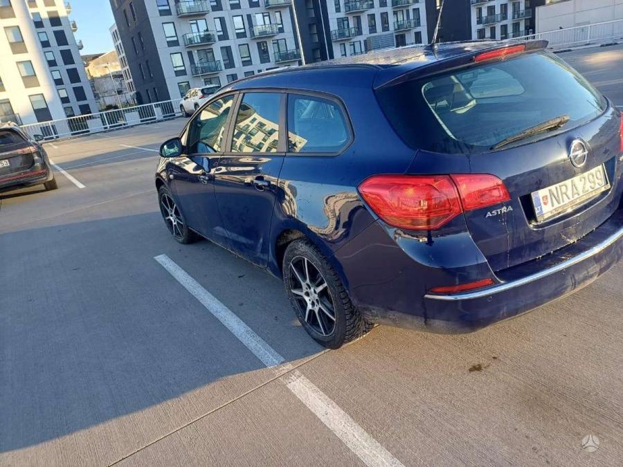 Zils Opel Astra 2014 Viļņa, ar dzinēja tilpumu 0.00 L un nobraukumu 238 tūkst. km par 3700 €, foto 4 vietnē AUTOMOTO.COM.LV