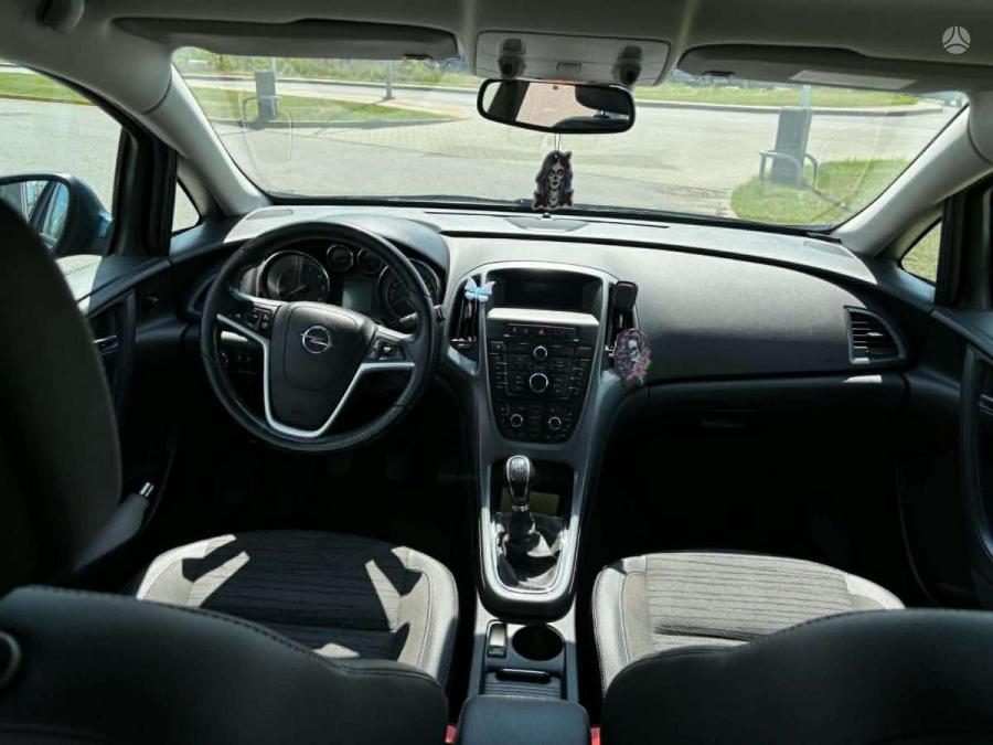 Zils Opel Astra 2014 Viļņa, ar dzinēja tilpumu 1.60 L un nobraukumu 153 tūkst. km par 4499 €, foto 6 vietnē AUTOMOTO.COM.LV
