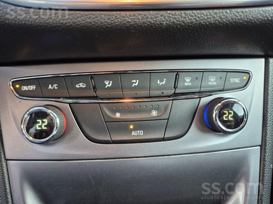 Zils Opel Astra 2016 Ogre, ar dzinēja tilpumu 1.60 L un nobraukumu 259 tūkst. km par 5650 €, foto 14 vietnē AUTOMOTO.COM.LV