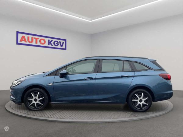 Blue Opel Astra 2016 in Vilnius, with an engine capacity of 1.60 L and mileage of 224 thousand km for 5999 €, photo 2 on AUTOMOTO.COM.LV