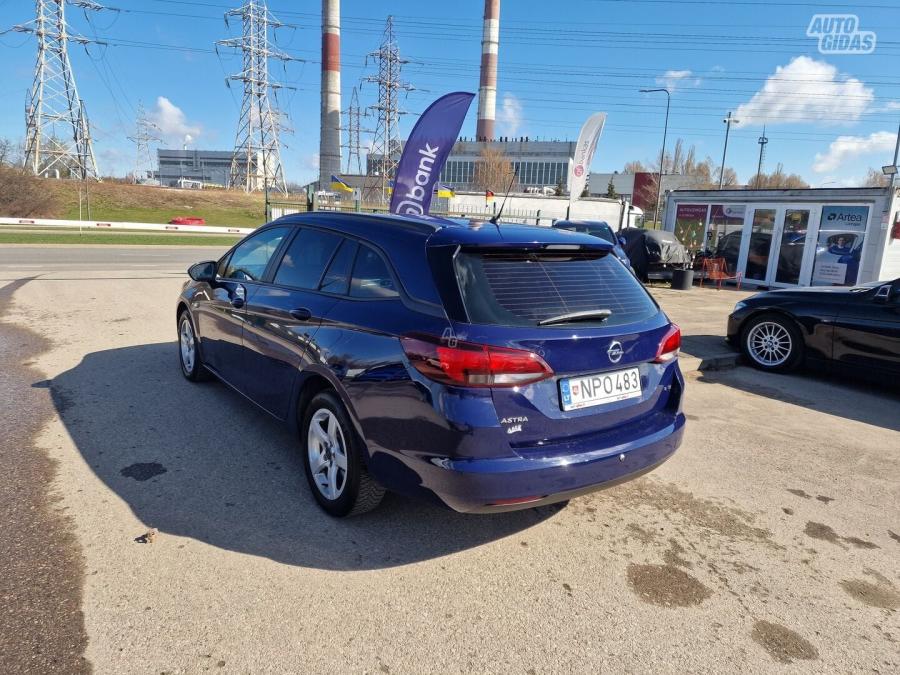 Blue Opel Astra 2016 in Kaunas, with an engine capacity of 1.60 L and mileage of 251 thousand km for 4990 €, photo 7 on AUTOMOTO.COM.LV
