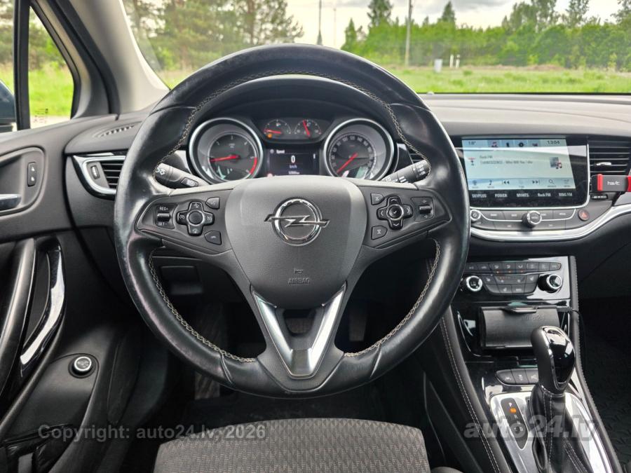 Blue Opel Astra 2016 in Tartu, with an engine capacity of 1.60 L and mileage of 53 thousand km for 11900 €, photo 10 on AUTOMOTO.COM.LV