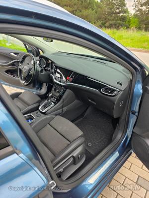 Blue Opel Astra 2016 in Tartu, with an engine capacity of 1.60 L and mileage of 53 thousand km for 11900 €, photo 12 on AUTOMOTO.COM.LV