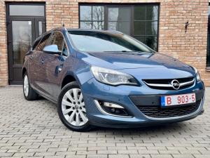 Blue Opel Astra 2016 in Riga, with an engine capacity of 1.60 L and mileage of 230 thousand km for 5300 €, photo 4 on AUTOMOTO.COM.LV