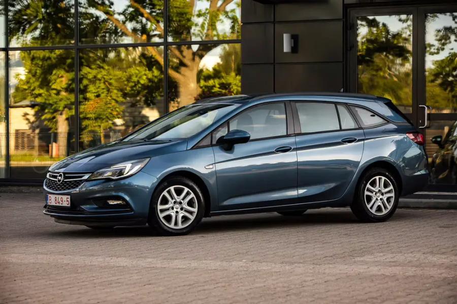 Zils Opel Astra 2016 Jelgava, ar dzinēja tilpumu 1.60 L un nobraukumu 220 tūkst. km par 6990 €, foto 3 vietnē AUTOMOTO.COM.LV