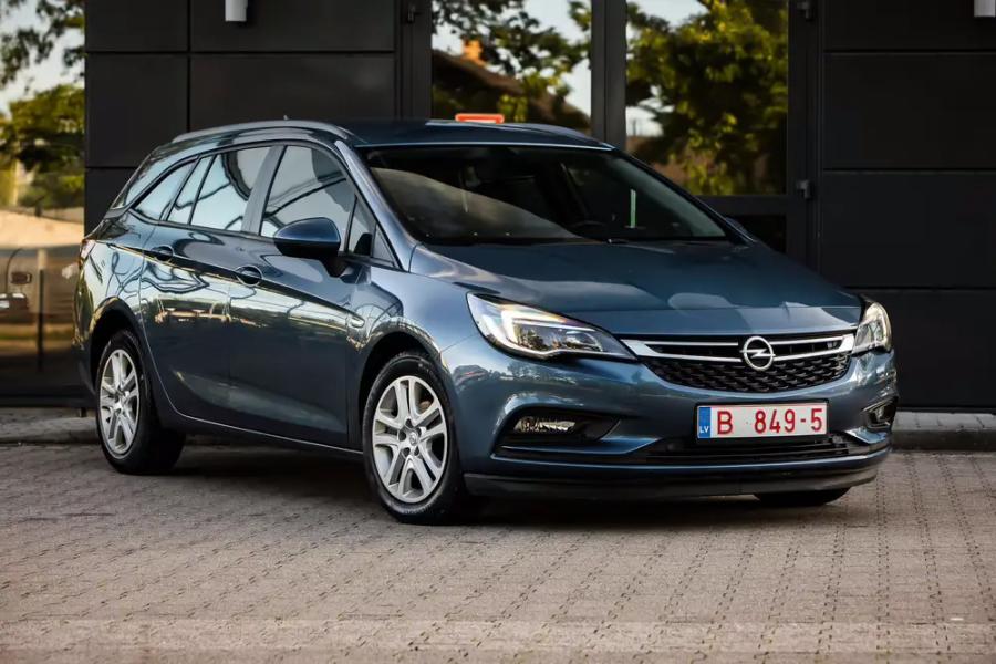 Zils Opel Astra 2016 Jelgava, ar dzinēja tilpumu 1.60 L un nobraukumu 220 tūkst. km par 6990 €, foto 4 vietnē AUTOMOTO.COM.LV
