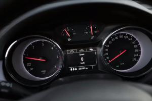 Zils Opel Astra 2016 Jelgava, ar dzinēja tilpumu 1.60 L un nobraukumu 220 tūkst. km par 6990 €, foto 24 vietnē AUTOMOTO.COM.LV