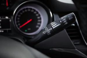 Zils Opel Astra 2016 Jelgava, ar dzinēja tilpumu 1.60 L un nobraukumu 220 tūkst. km par 6990 €, foto 27 vietnē AUTOMOTO.COM.LV