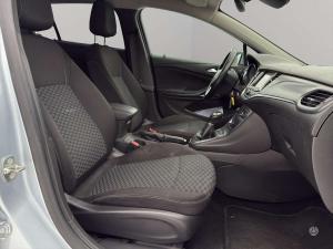 Zils Opel Astra 2016 Viļņa, ar dzinēja tilpumu 1.60 L un nobraukumu 217 tūkst. km par 4799 €, foto 9 vietnē AUTOMOTO.COM.LV