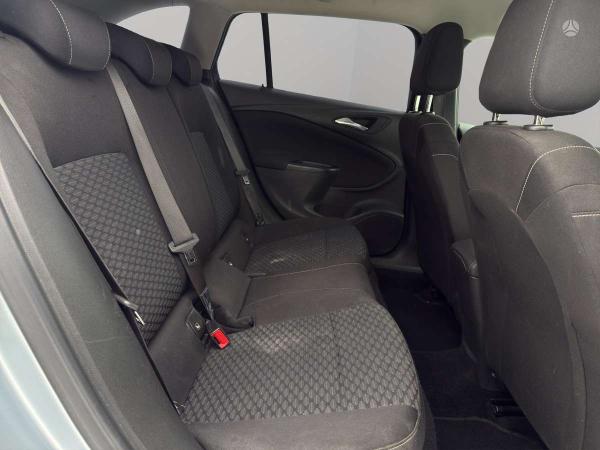 Blue Opel Astra 2016 in Vilnius, with an engine capacity of 1.60 L and mileage of 217 thousand km for 4799 €, photo 9 on AUTOMOTO.COM.LV