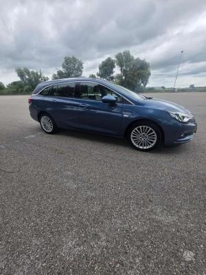 Blue Opel Astra 2016 in Marijampole, with an engine capacity of 1.60 L and mileage of 206 thousand km for 5450 €, photo 12 on AUTOMOTO.COM.LV