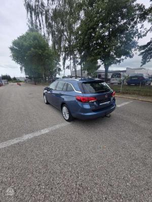 Blue Opel Astra 2016 in Marijampole, with an engine capacity of 1.60 L and mileage of 206 thousand km for 5450 €, photo 16 on AUTOMOTO.COM.LV