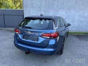 Blue Opel Astra 2016 in Liepaja, with an engine capacity of 1.60 L and mileage of 255 thousand km for 6150 €, photo 4 on AUTOMOTO.COM.LV