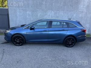 Blue Opel Astra 2016 in Liepaja, with an engine capacity of 1.60 L and mileage of 255 thousand km for 6150 €, photo 5 on AUTOMOTO.COM.LV