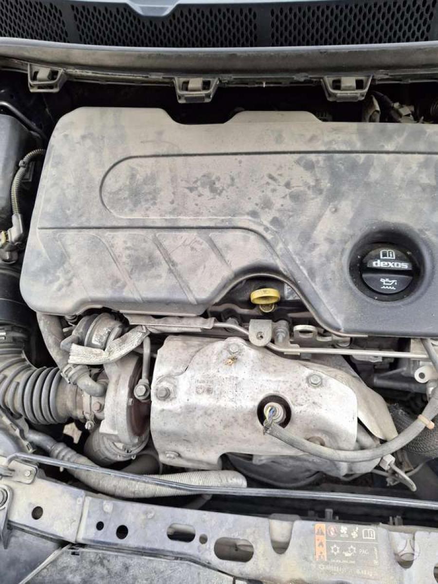 Zils Opel Astra 2016 Alīta, ar dzinēja tilpumu 1.60 L un nobraukumu 334 tūkst. km par 4600 €, foto 8 vietnē AUTOMOTO.COM.LV