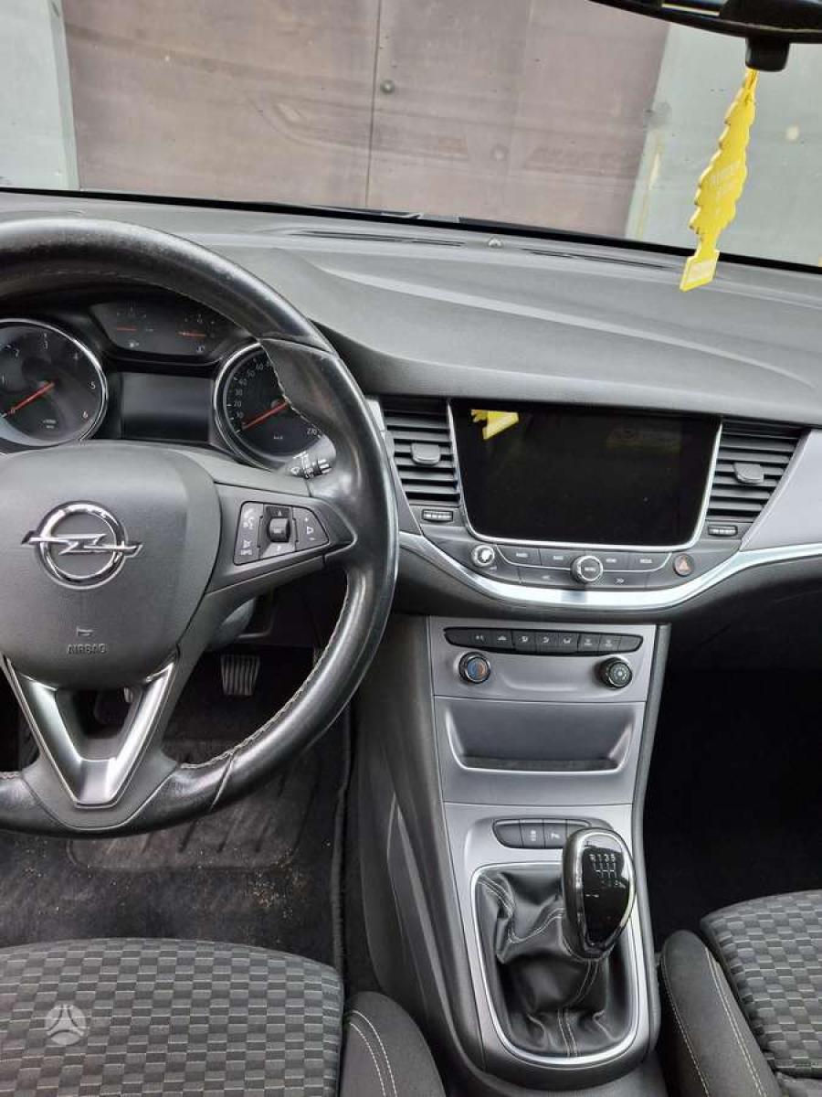 Zils Opel Astra 2016 Alīta, ar dzinēja tilpumu 1.60 L un nobraukumu 334 tūkst. km par 4600 €, foto 9 vietnē AUTOMOTO.COM.LV