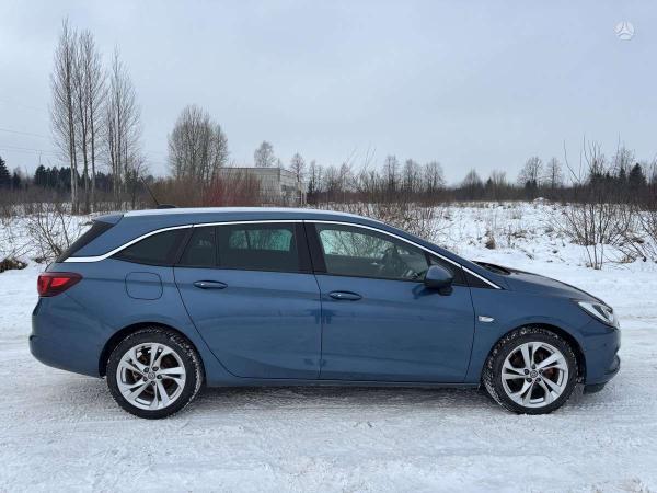 Blue Opel Astra 2017 in Panevezys, with an engine capacity of 1.60 L and mileage of 71 thousand km for 5350 €, photo 4 on AUTOMOTO.COM.LV
