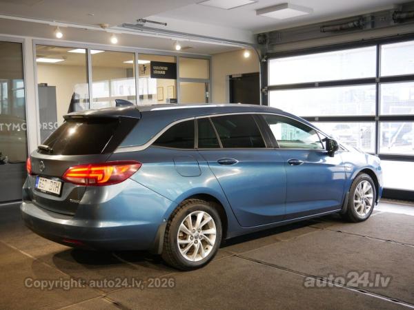 Zils Opel Astra 2017 Tallina, ar dzinēja tilpumu 1.40 L un nobraukumu 130 tūkst. km par 8990 €, foto 3 vietnē AUTOMOTO.COM.LV