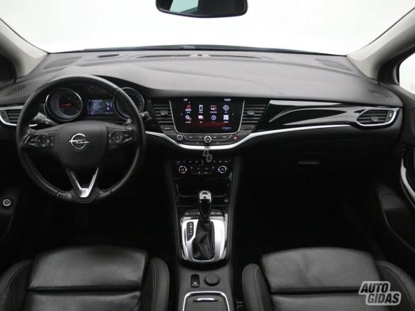 Blue Opel Astra 2017 in Vilnius, with an engine capacity of 1.40 L and mileage of 167 thousand km for 9399 €, photo 2 on AUTOMOTO.COM.LV