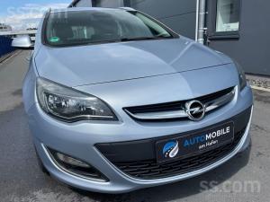 Blue Opel Astra 2017 in Ogre, with an engine capacity of 1.60 L and mileage of 120 thousand km for 6995 €, photo  on AUTOMOTO.COM.LV