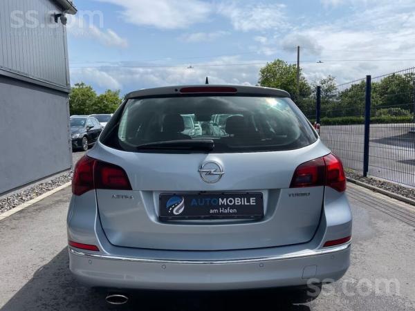 Zils Opel Astra 2017 Ogre, ar dzinēja tilpumu 1.60 L un nobraukumu 120 tūkst. km par 6995 €, foto 7 vietnē AUTOMOTO.COM.LV