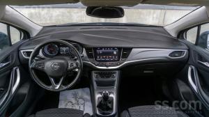 Blue Opel Astra 2017 in Riga, with an engine capacity of 1.60 L and mileage of 288 thousand km for 5690 €, photo 12 on AUTOMOTO.COM.LV