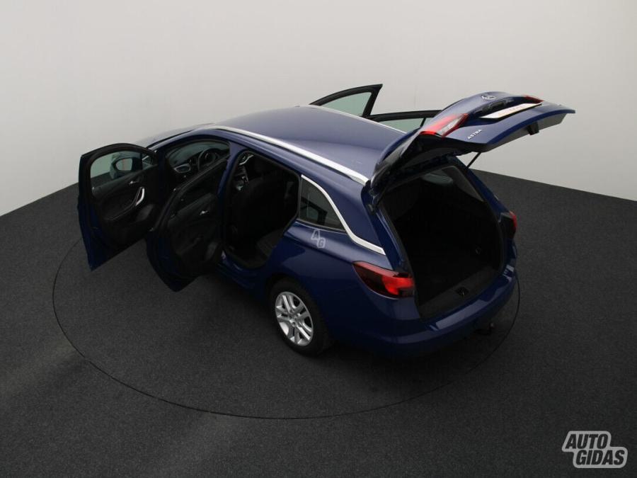 Blue Opel Astra 2018 in Vilnius, with an engine capacity of 1.60 L and mileage of 171 thousand km for 7999 €, photo 13 on AUTOMOTO.COM.LV