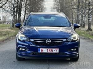Blue Opel Astra 2018 in Tukums, with an engine capacity of 1.60 L and mileage of 225 thousand km for 6390 €, photo 3 on AUTOMOTO.COM.LV