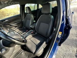 Blue Opel Astra 2018 in Tukums, with an engine capacity of 1.60 L and mileage of 225 thousand km for 6390 €, photo 22 on AUTOMOTO.COM.LV