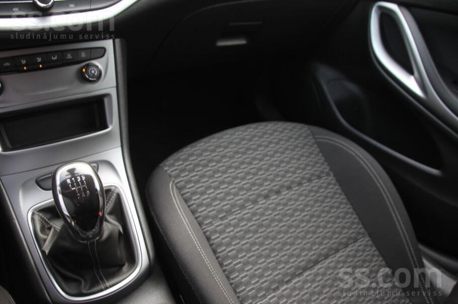 Zils Opel Astra 2018 Tukums, ar dzinēja tilpumu 1.60 L un nobraukumu 240 tūkst. km par 5990 €, foto 14 vietnē AUTOMOTO.COM.LV