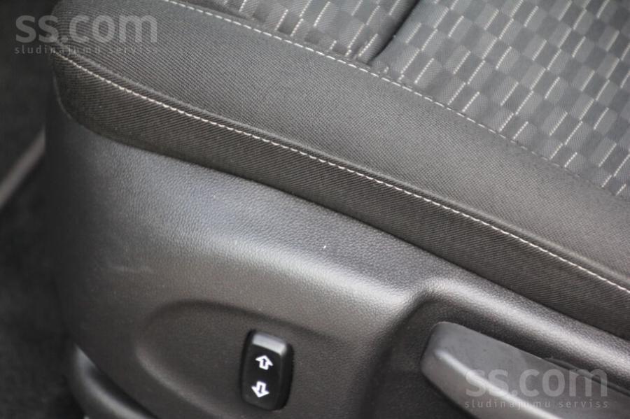 Zils Opel Astra 2018 Tukums, ar dzinēja tilpumu 1.60 L un nobraukumu 240 tūkst. km par 5990 €, foto 22 vietnē AUTOMOTO.COM.LV