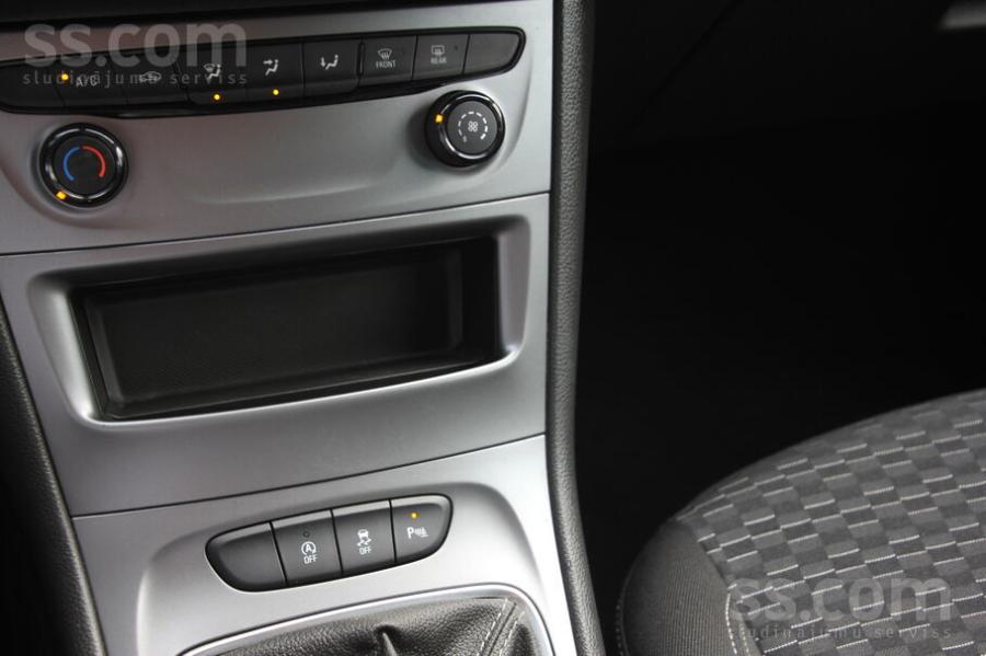 Zils Opel Astra 2018 Tukums, ar dzinēja tilpumu 1.60 L un nobraukumu 240 tūkst. km par 5990 €, foto 25 vietnē AUTOMOTO.COM.LV