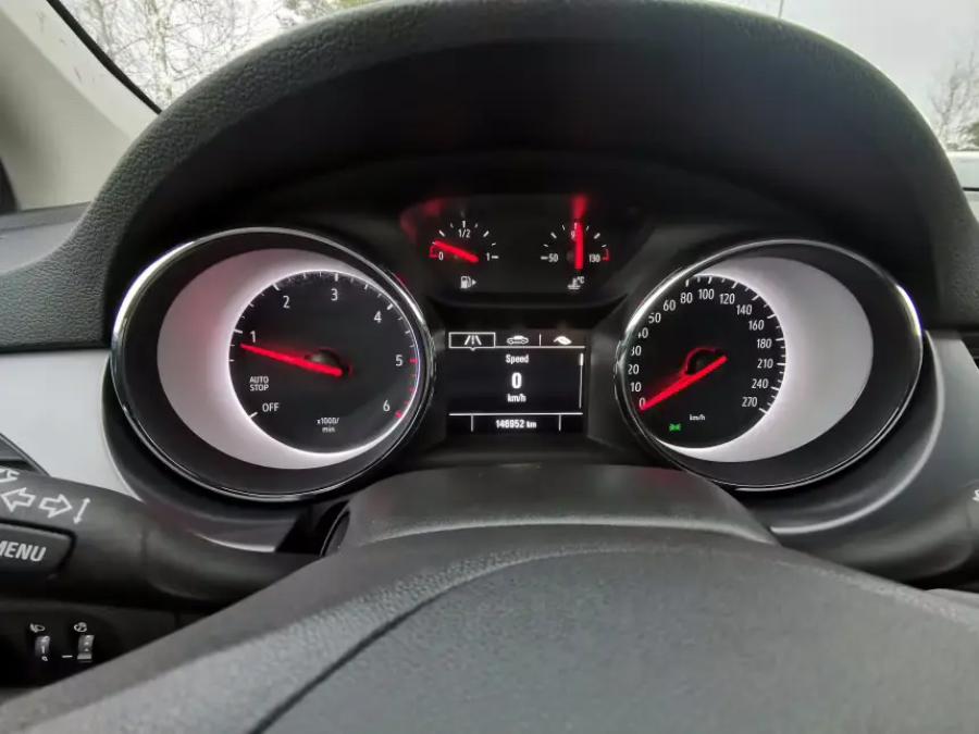 Zils Opel Astra 2018 Kuldīga, ar dzinēja tilpumu 1.60 L un nobraukumu 147 tūkst. km par 8100 €, foto 10 vietnē AUTOMOTO.COM.LV