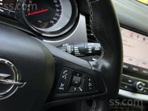 Синий Опель Астра 2018 в Рига, объемом двигателя 1.60 л и пробегом 144 тыс. км за 4950 €, фото 9 на AUTOMOTO.COM.LV